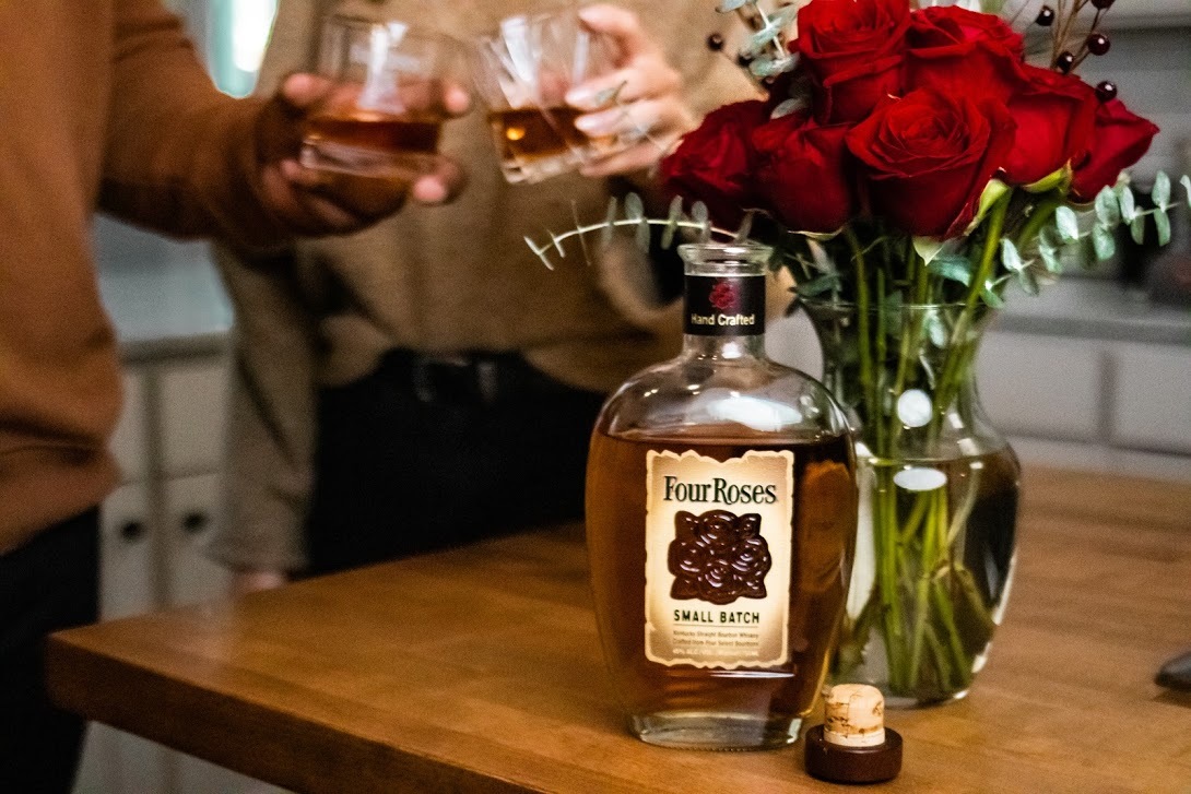 Best Holiday Gift For Bourbon Lovers | Four Roses